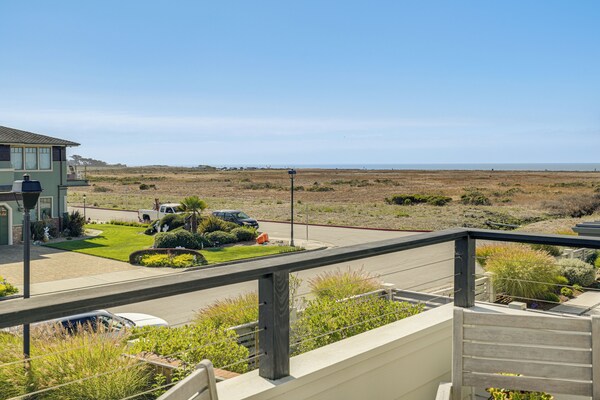 Steps To Ocean: Luxe Family Home In Half Moon Bay! - Half Moon Bay, CA
