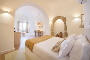 Estúdio Comfort, pátio, vista para a piscina | Wi-fi grátis 