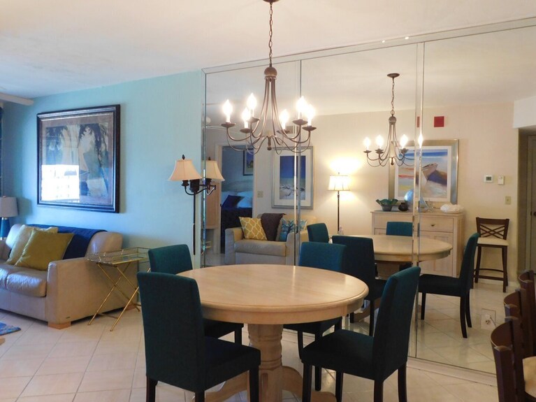 Estero Cove Gulf View 2/2 Condo - Fort Myers Beach, FL