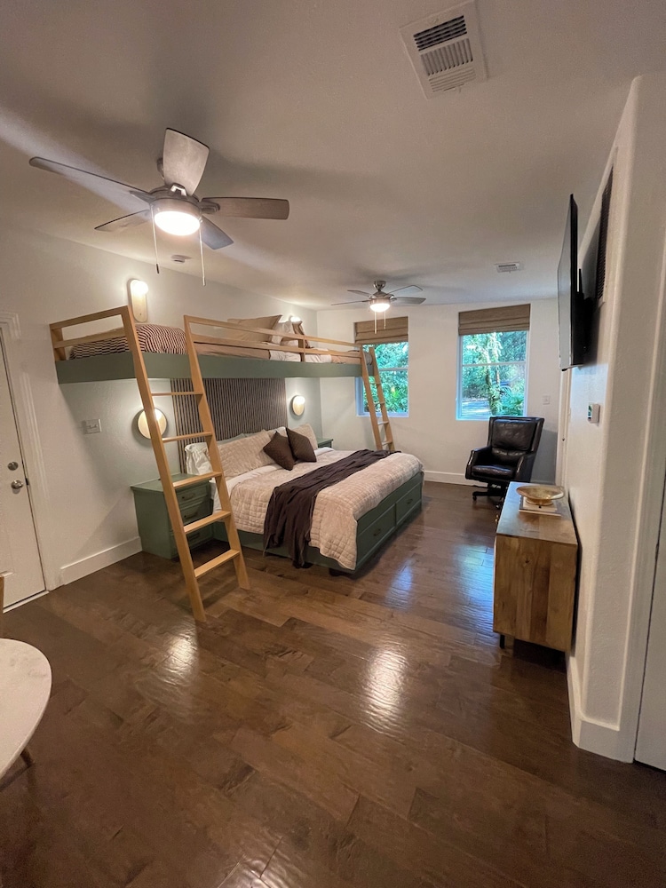 Charming 1-bedroom lock out apartment in Santa Rosa Beach - Santa Rosa ...