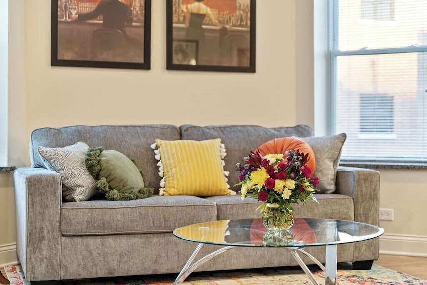 New Midterm Furnished Rental - 32+days! - North Center Chicago - Evanston, IL