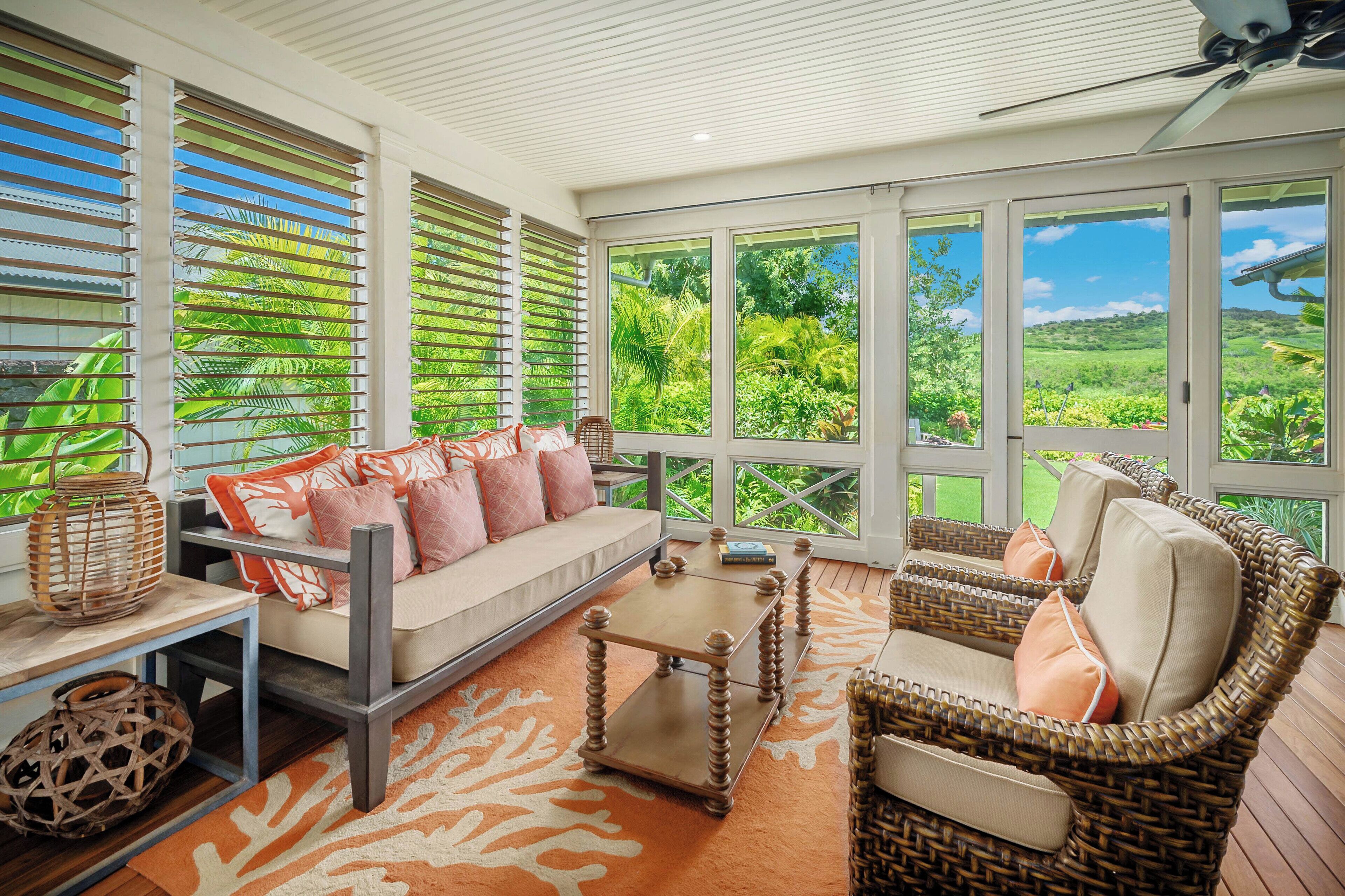 Resort Amenities | Golf Course View | Cottage + Guesthouse - Kauai, HI