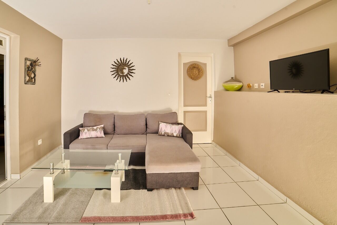 Maison Alizés - Spacious 2-room Apartment Facing The Sea, Large Terrace, Sleeps 6 - Guadalupe