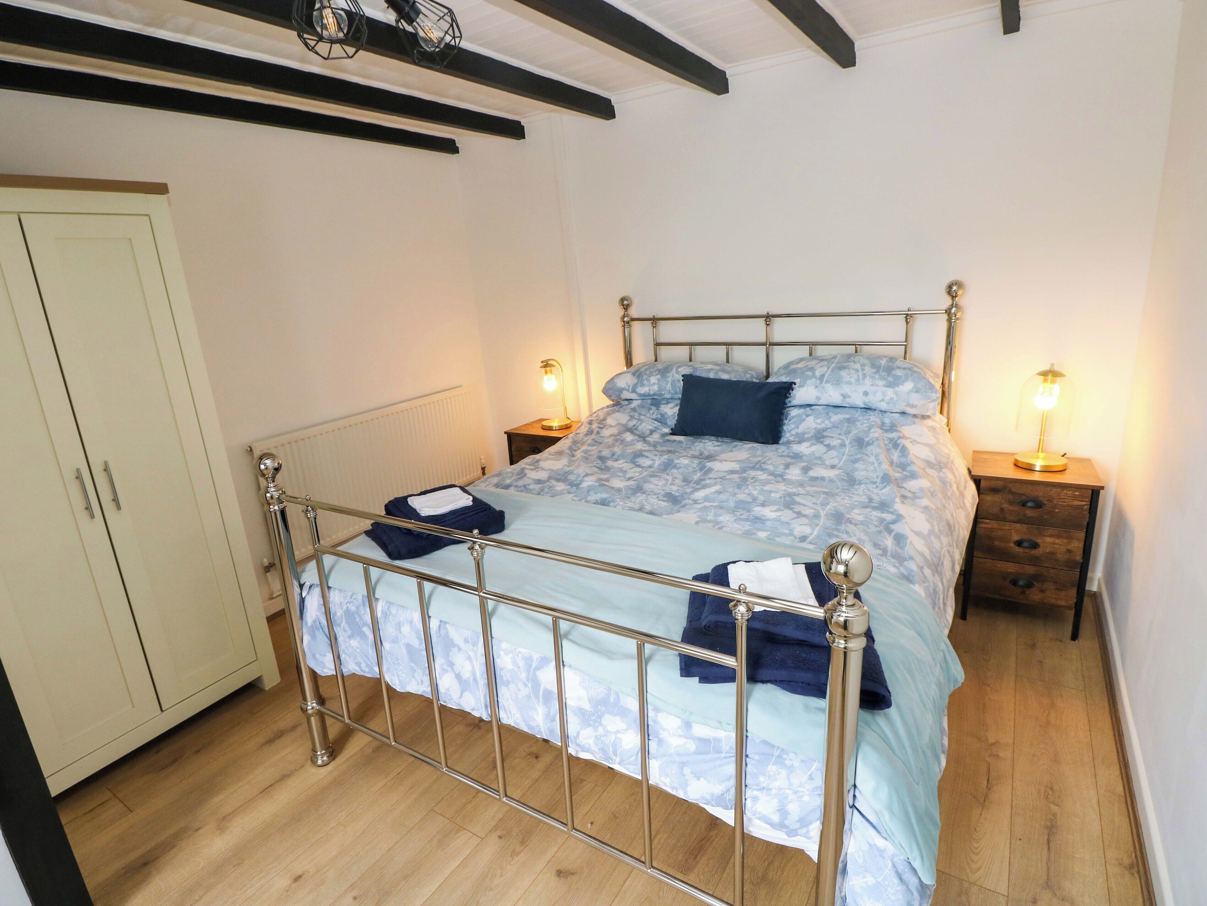 Casa de Campo | 3 quartos, com decoração personalizada, com mobília individualizada 