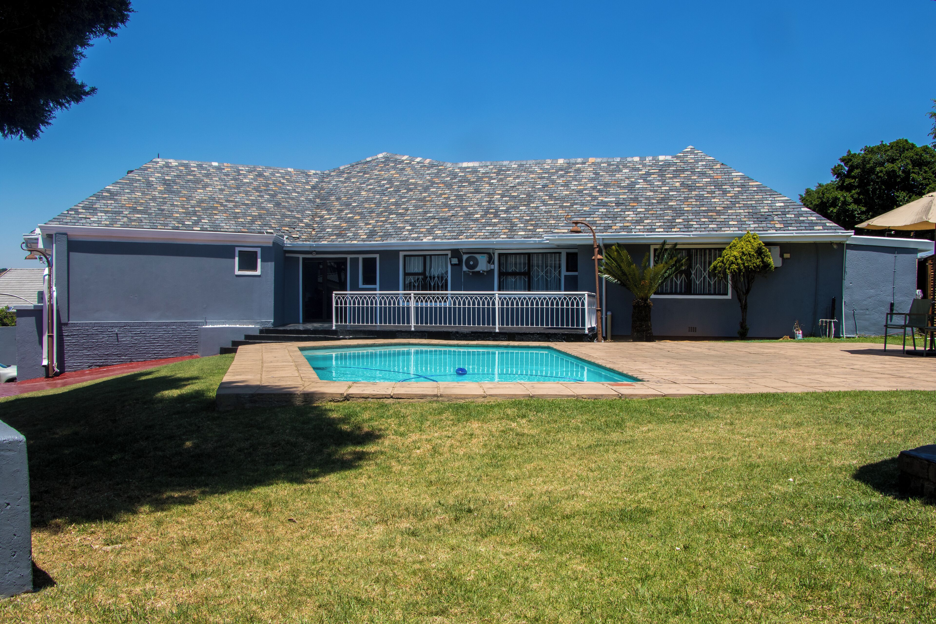 10 piscinas exteriores 