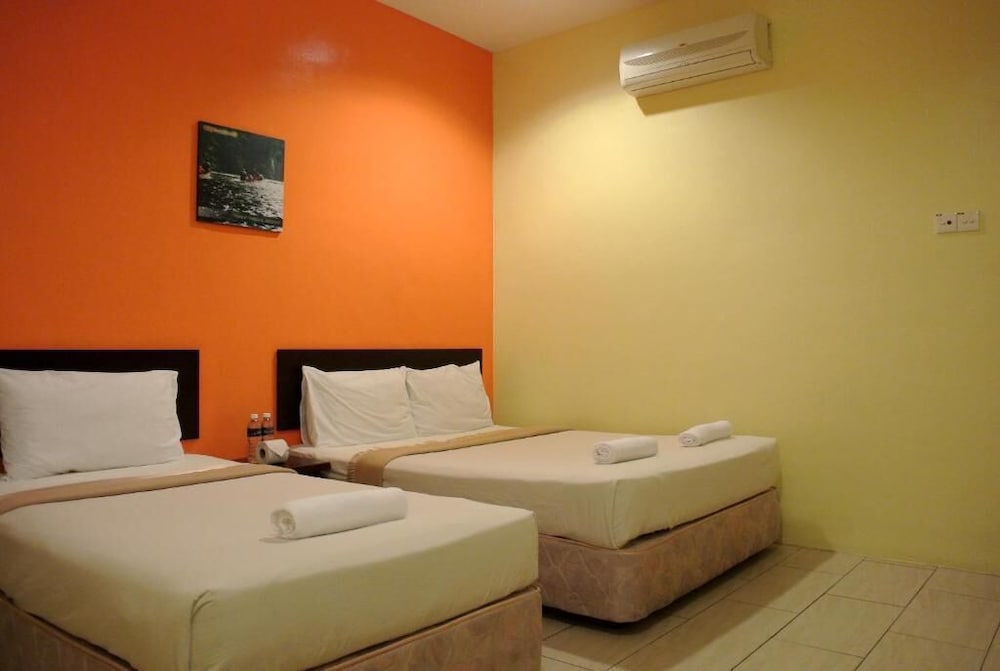 Wau Hotel & Cafe - Jerantut