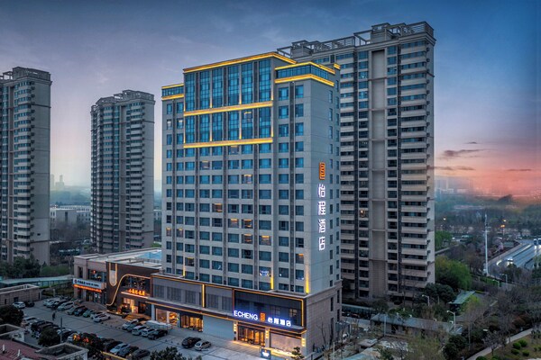 Echeng Hotel - Luoyang