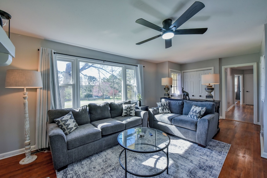 T-town Ace Cozy Retreat Just 4.3 Miles From Bryant-denny Stadium! - Tuscaloosa, AL