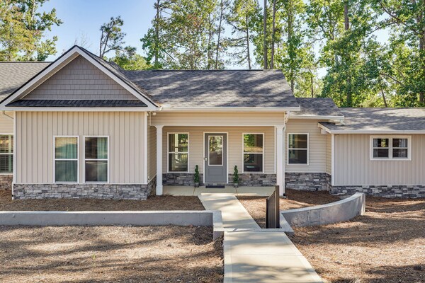 Clark's Hill Lake Retreat! Waterfront Home W/ Dock - Hamilton Branch State Park, Plum Branch