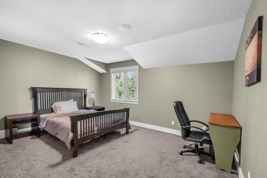 Rocky View Bed And Breakfast In The Heart Of Nw Calgary - Alberta