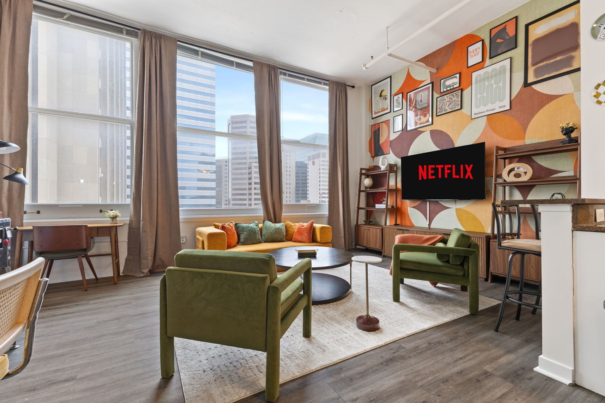 Indy City Views - Walk To Stadium + Arcades - Indianapolis, IN