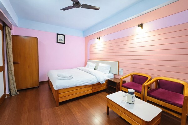 Hotel Radha Continental Near Mall Road - Nainital