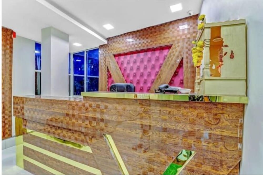 Hotel Bhavya Regency - Ahmedabad