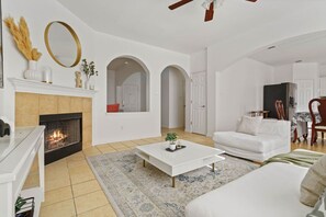 Entire 8-BR Home Near Tesla & Samsung Sites Reviews, Deals & Photos ...