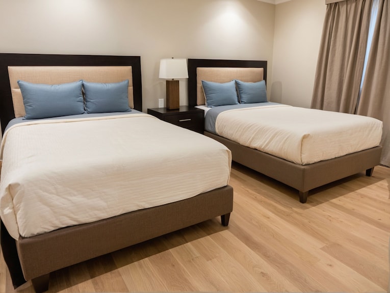 Stylish Stay Minutes From La Hotspots, Near Usc - Los Ángeles, CA