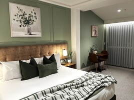 Quarto casal ou duplo luxo, para não fumantes (Tudor King Terrace Suite)