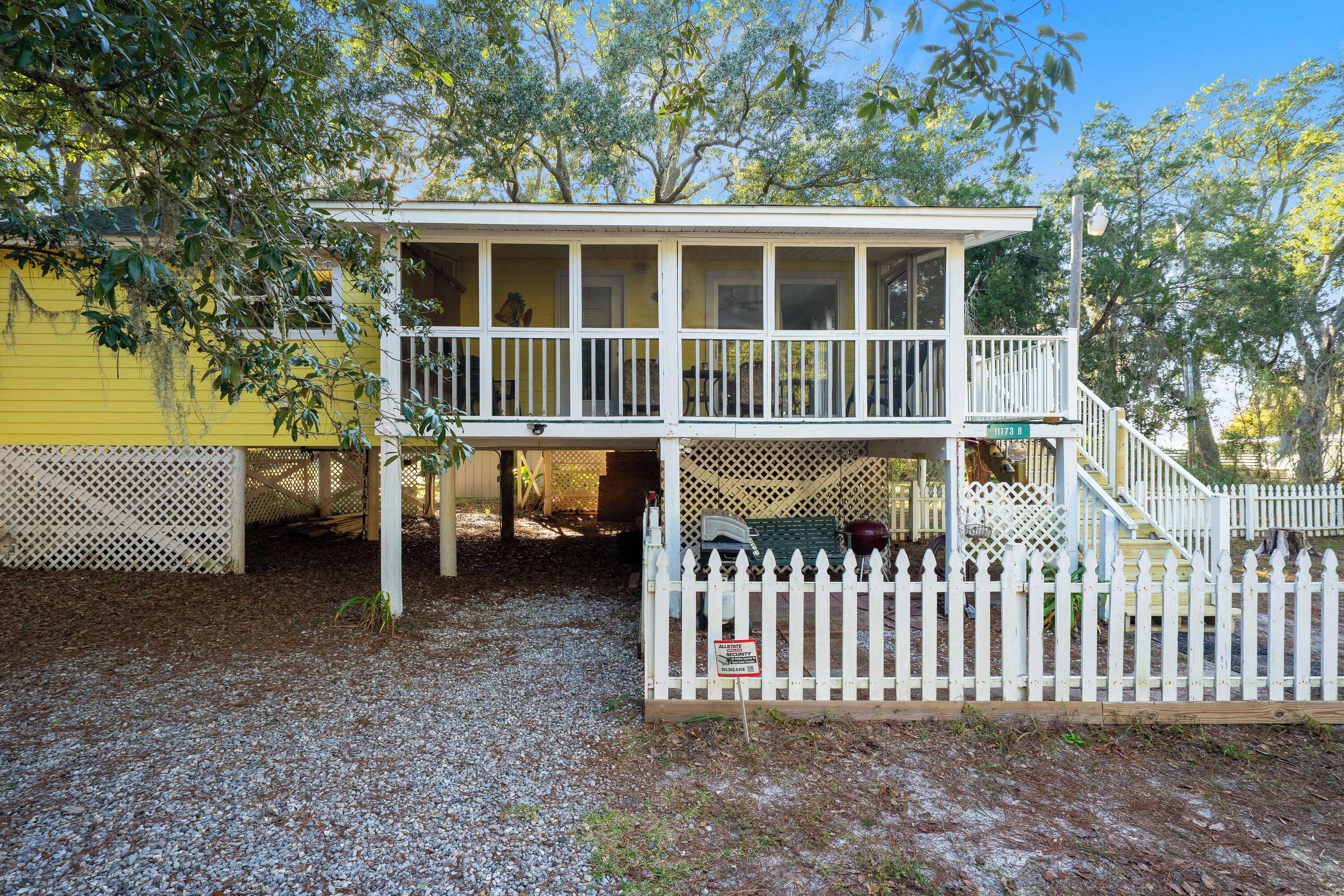 Fachada da propriedade