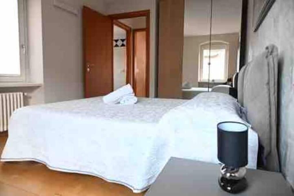 Panoramic House In Cassone - Renovated Apartment With Lake View - Malcesine