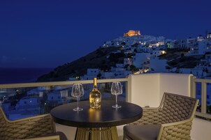 Quarto luxo, sacada, vista para o mar | Vista da sacada