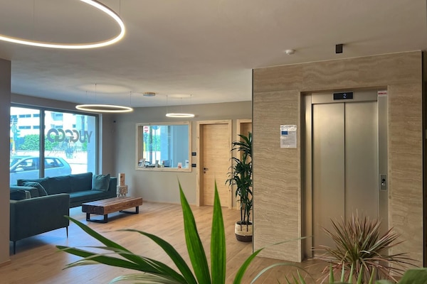 Smart TV de 40 polegadas com canais por cabo