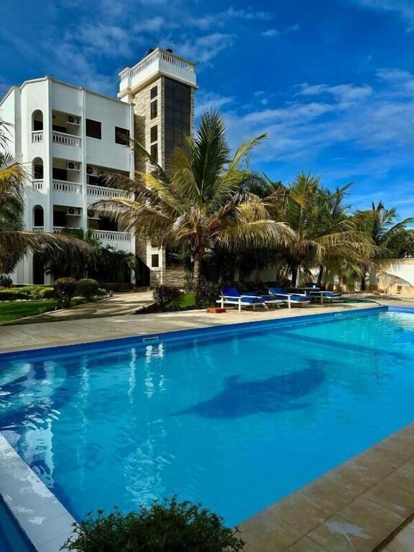 Rosa Mystica Diani Beach Apartments - Diani Beach