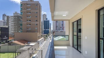 Apartamento Básico | Terrenos do alojamento