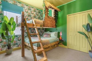 Casa (Multiple Bedrooms) | Parte interna