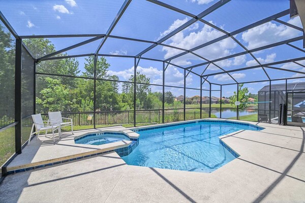 Upstay: 9br Disney Retreat W Pool, Bbq & Hot Tub - Kissimmee