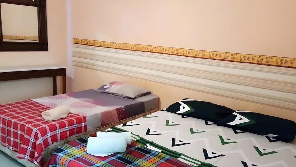 Oyo 91245 Chenang Lodge Motel - Pantai Cenang