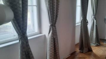 Apartamento básico | Vista do quarto