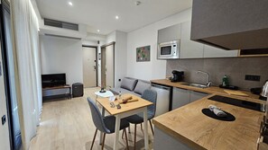Apartamento, varanda | Sala de estar