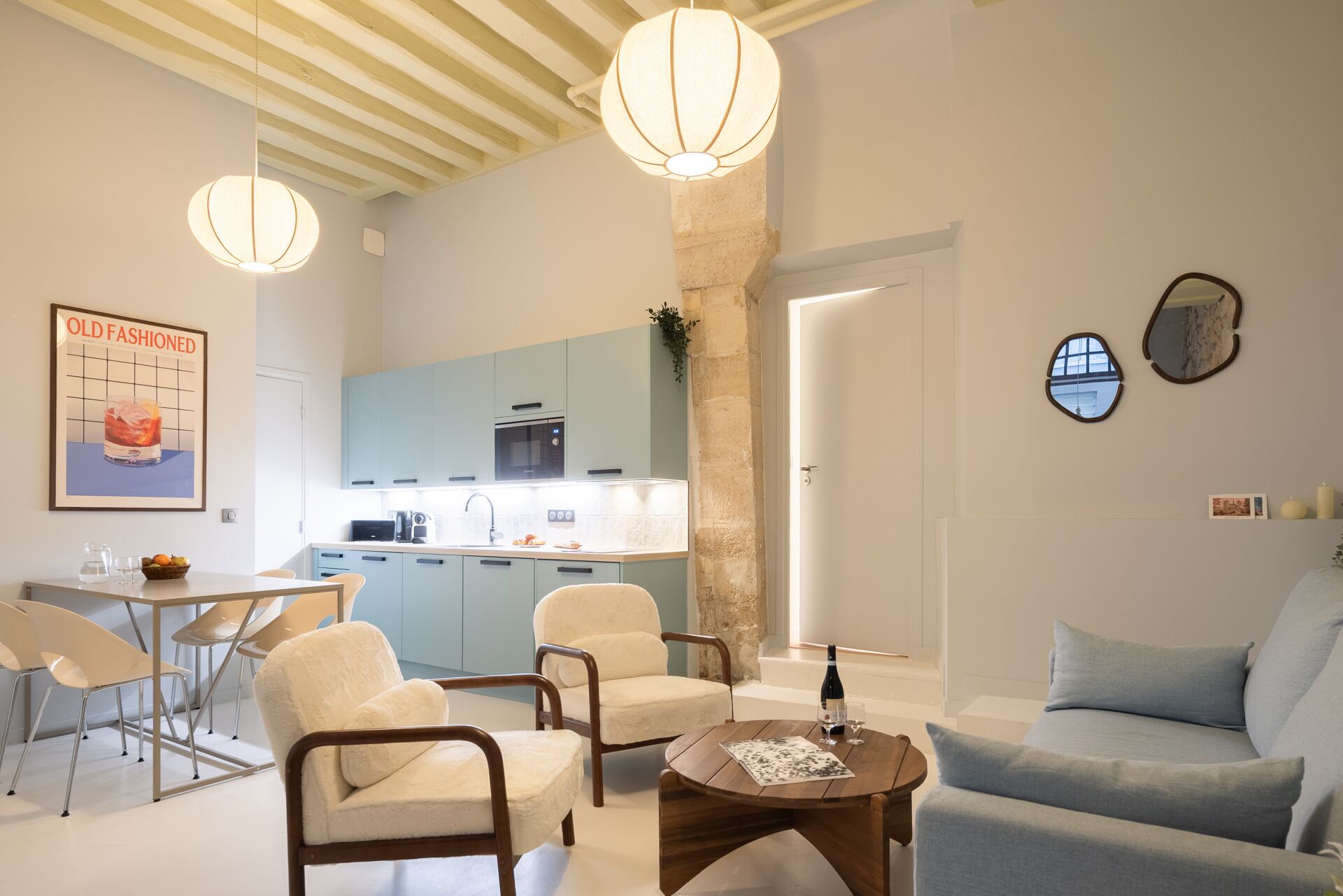 Apartamento, suíte (2 Bedrooms) | Cozinha compartilhada | Geladeira, micro-ondas, fogão, lava-louças