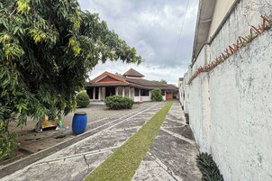 Fachada da propriedade