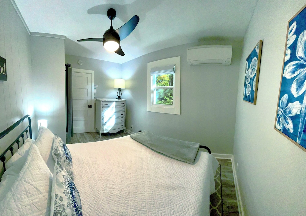 Cute n Chic 4b/2b Entire House Downtown Clayton GA - Clayton | Vrbo