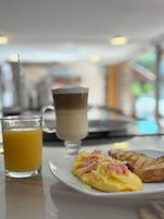 Pequeno-almoço inspirado na cozinha local diário mediante uma taxa