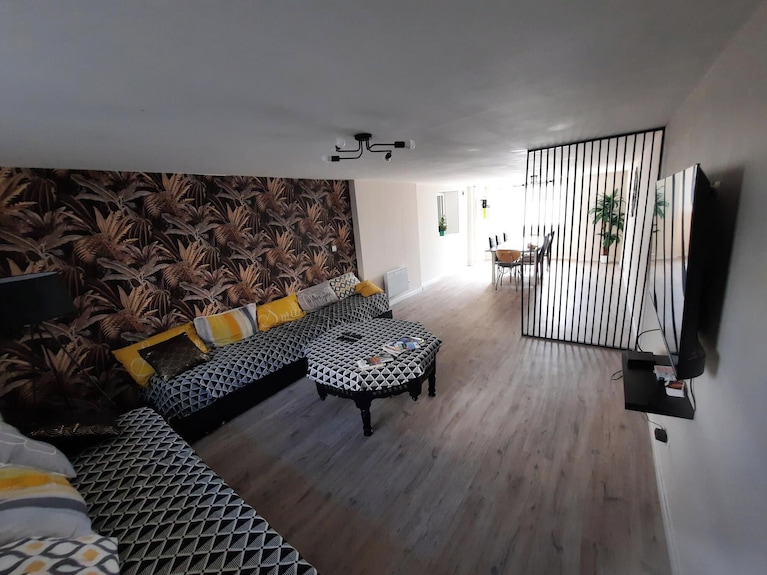 La Halte Vésulienne, House For 17 People. - Vesoul