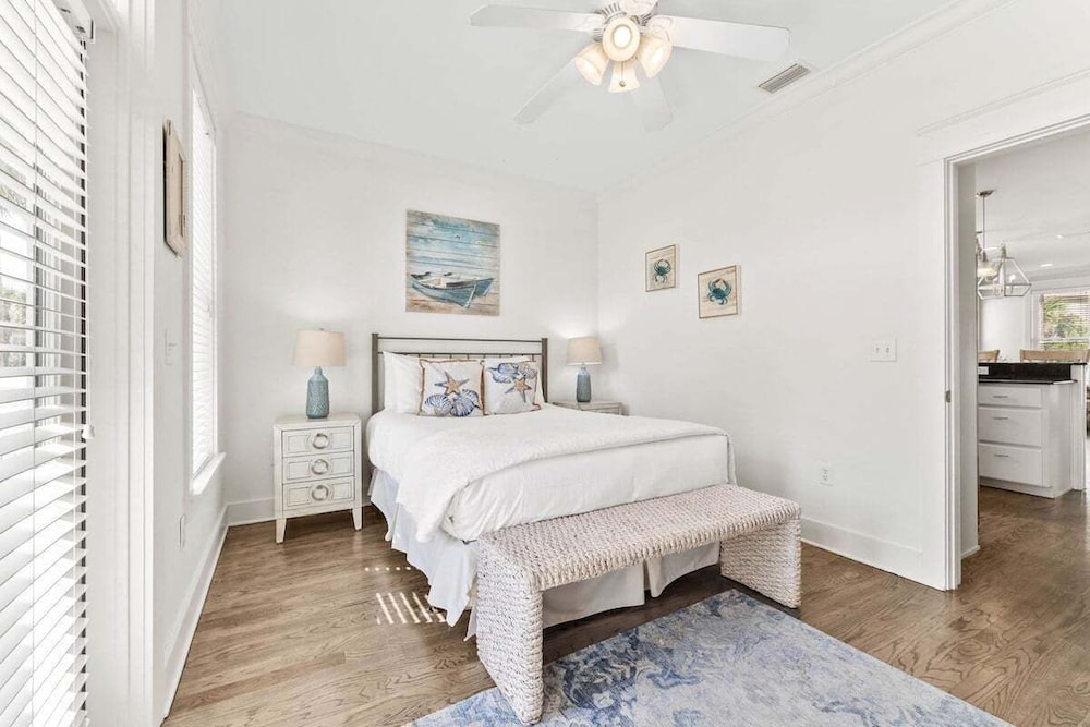 Steps to Seacrest Beach on 30A! Walk to Pools, Restaurants, & Town! 4 ...