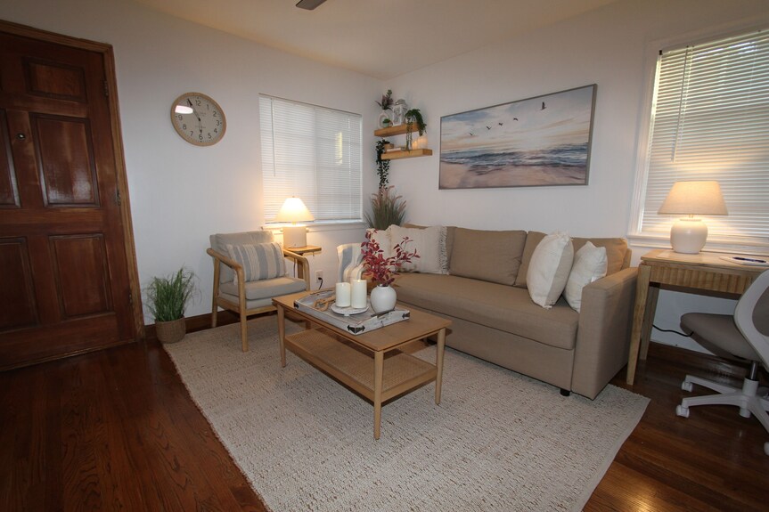 Cozy Ii Uptown Whittier Sleeps 4, Nearby Disneyland, Knotts Berry Farm - Whittier, CA