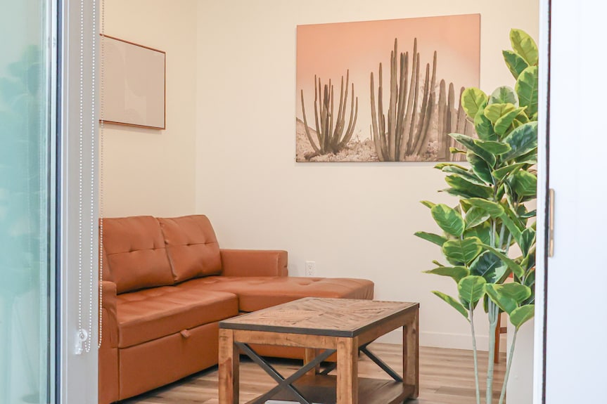 Inspire Hollywood King Pool Freepark - 할리우드