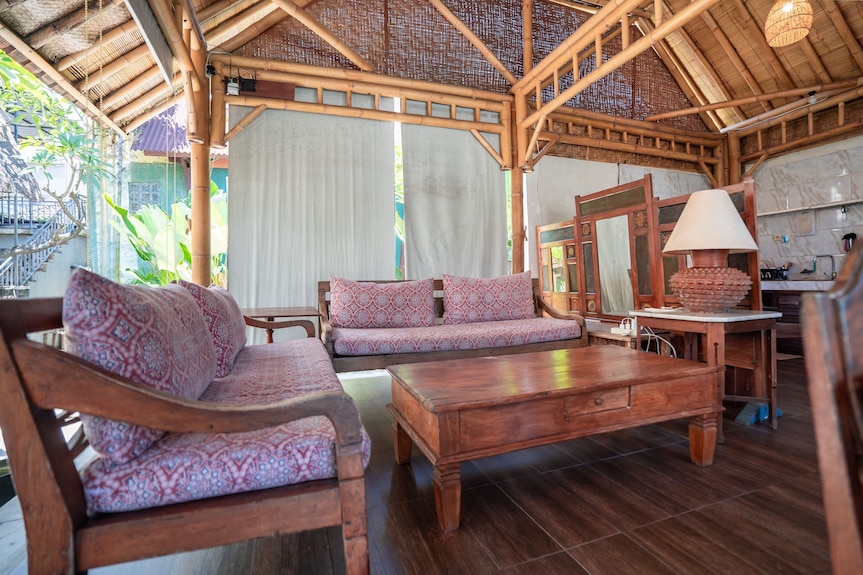 Cozy 2-bedroom Lumbung Cabin In Sanur, Bali - Bali