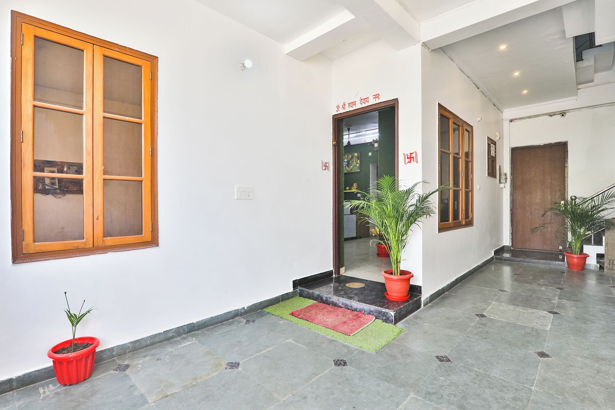 Entrada (vista interior)