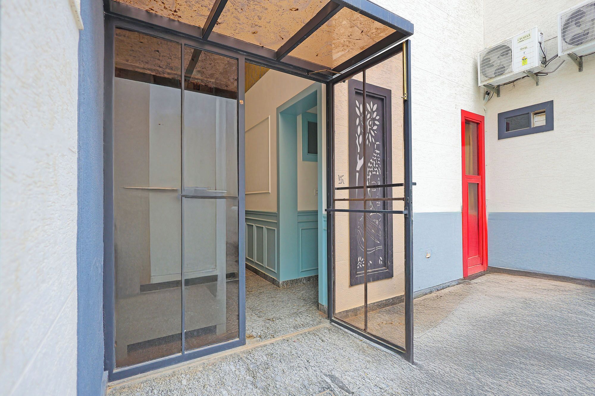 Entrada do alojamento