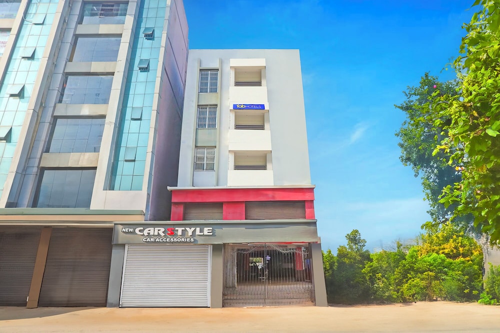 Fabhotel The Buddha Residency - Bihar