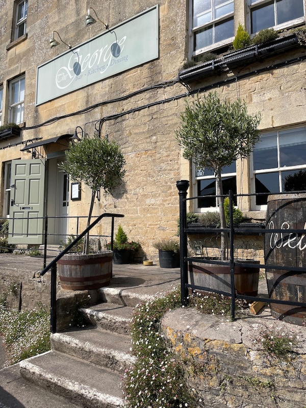 The George At Woolley - Bradford on Avon