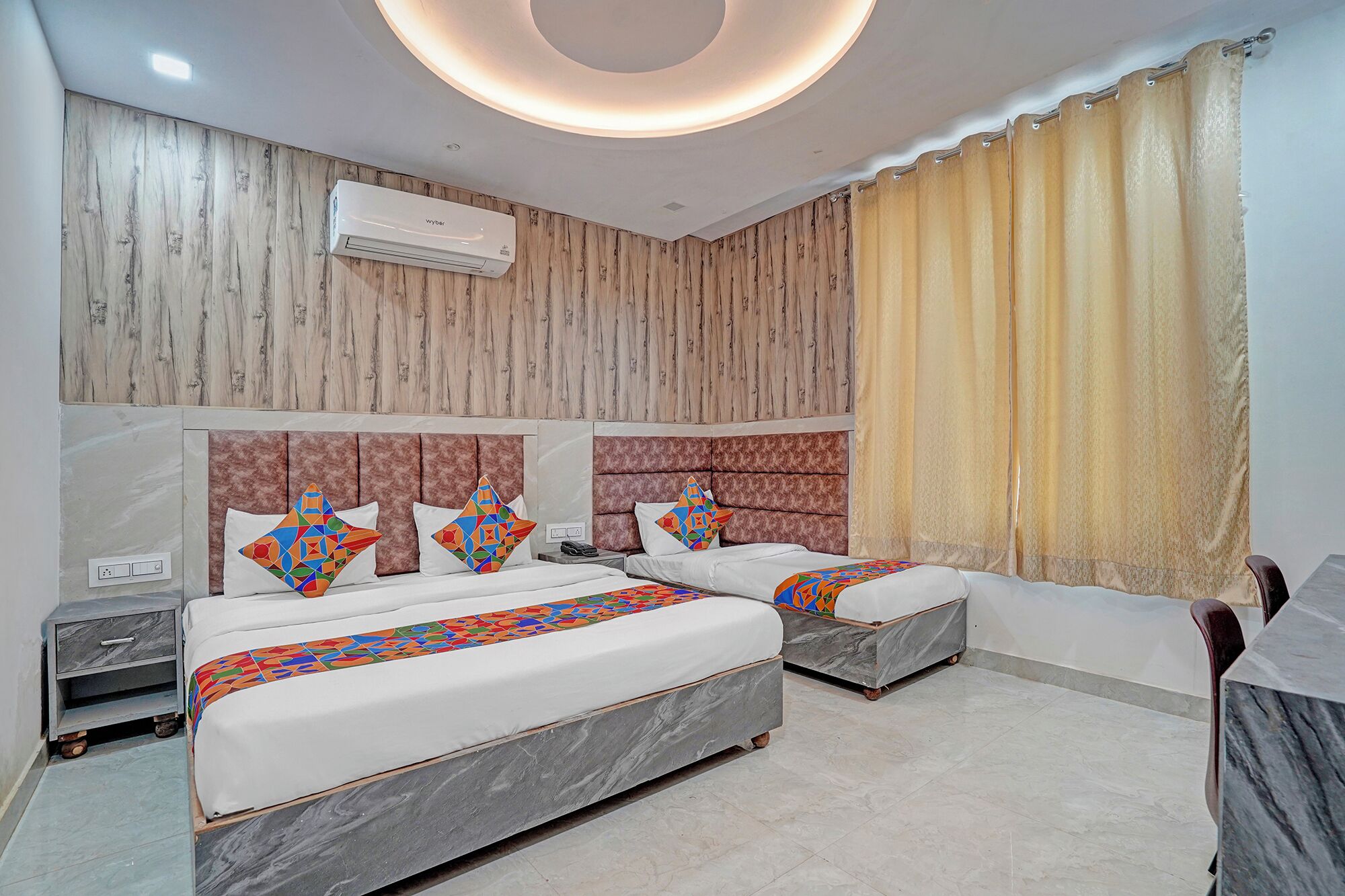 Quarto Familiar | Lençóis de algodão egípcio, roupa de alta qualidade, cofre no quarto 