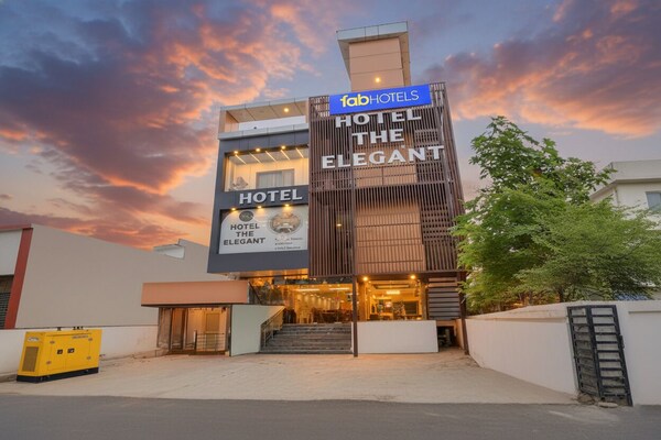 Fabhotel The Elegant - Meerut