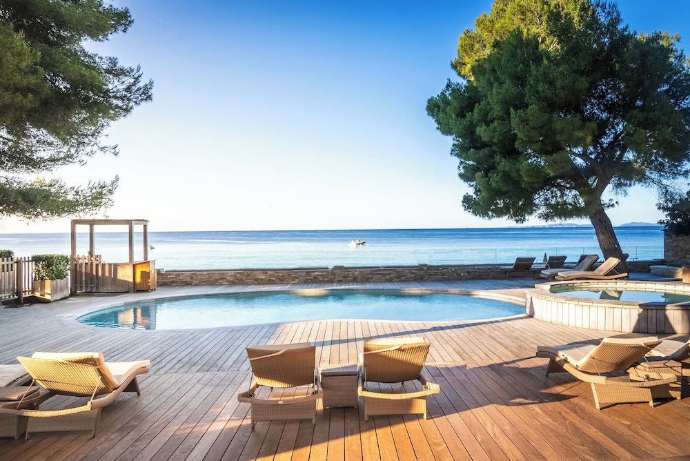 Hôtel La Pinède Plage - La Croix-Valmer