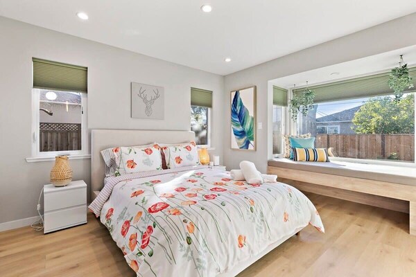 @ Marbella Lane - Sj Designer Home 3br Ldry+p - Rose Garden - San Jose