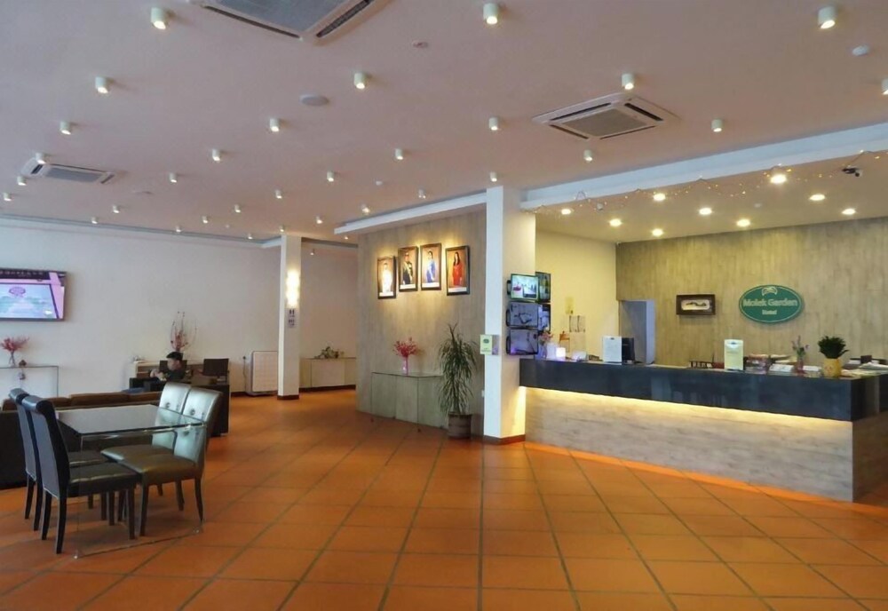Molek Garden Hotel Johor Bahru - Masai