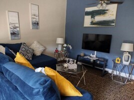 Apartamento luxo | Área de estar | TV